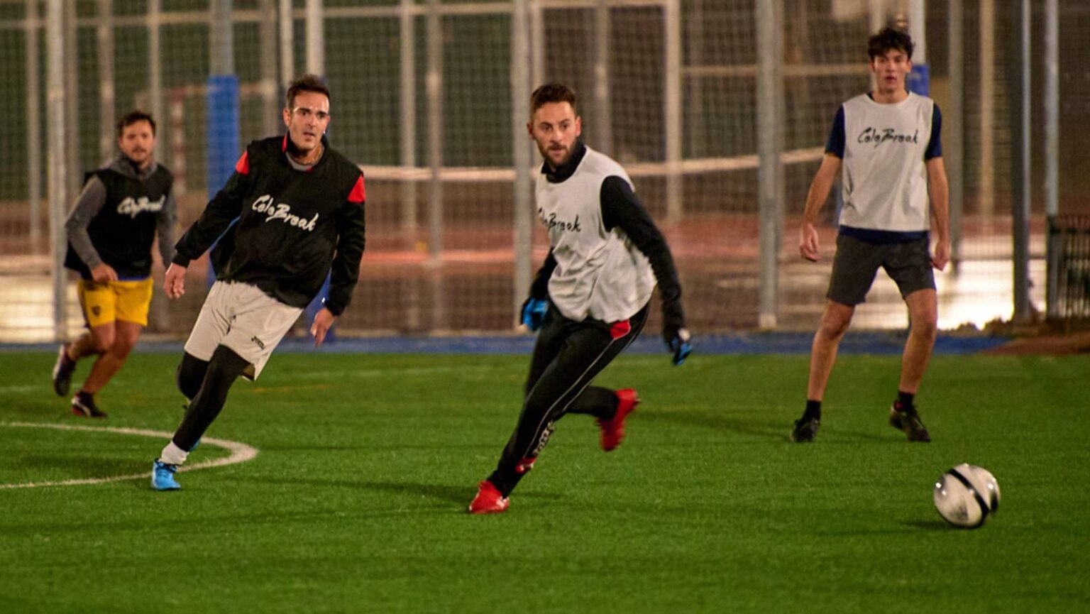 Vestimenta de Fútbol: Qué Debes Tener | CeleBreak